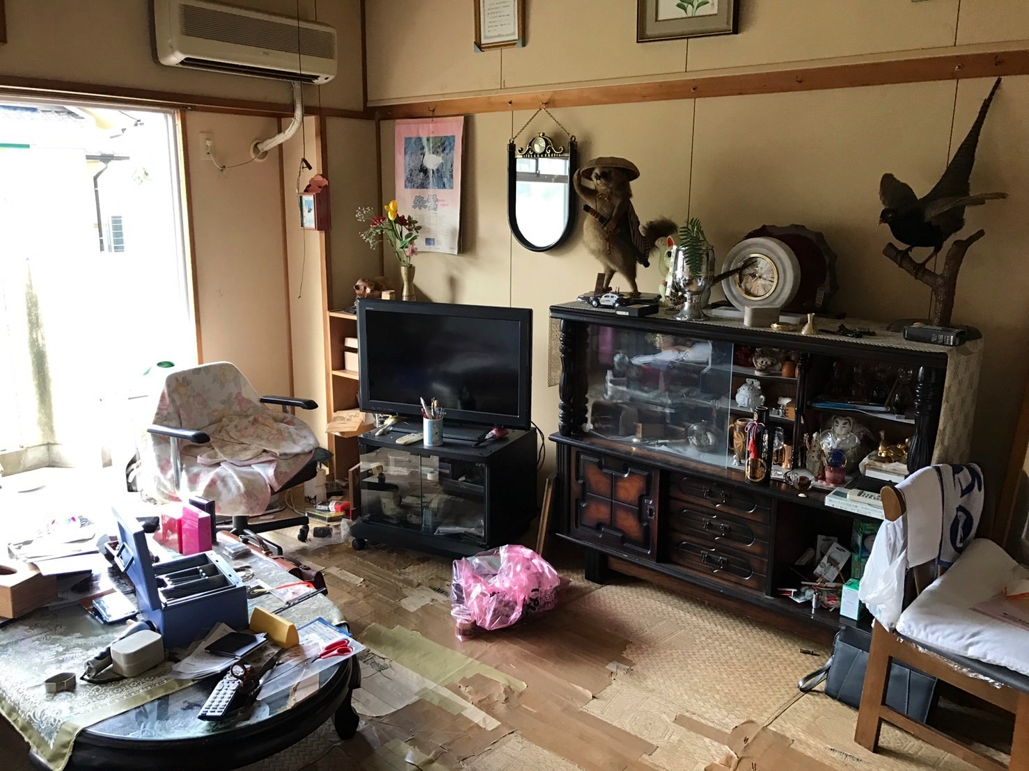 実家の片付けは親が元気なうちから早めに始めよう！親を説得するコツと進め方 | 名古屋を中心とした不用品回収なら【ecoos（エコーズ）】